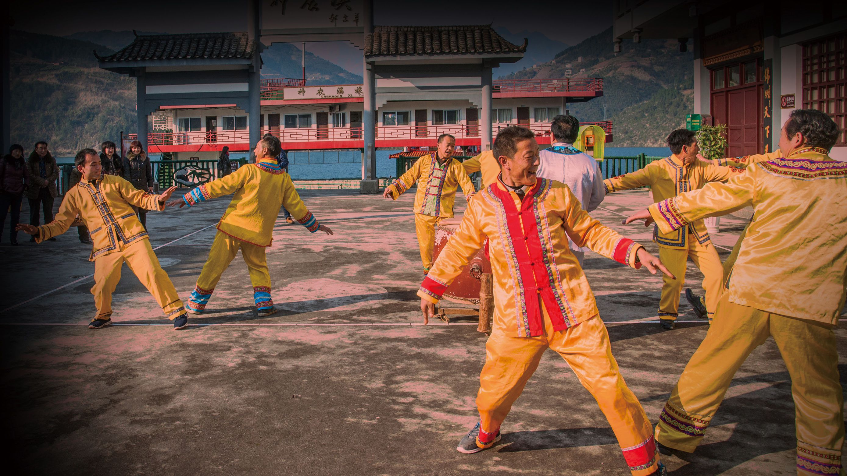 A Chance Encounter With the Tujia Ethnic Group’s Funeral Practices ...