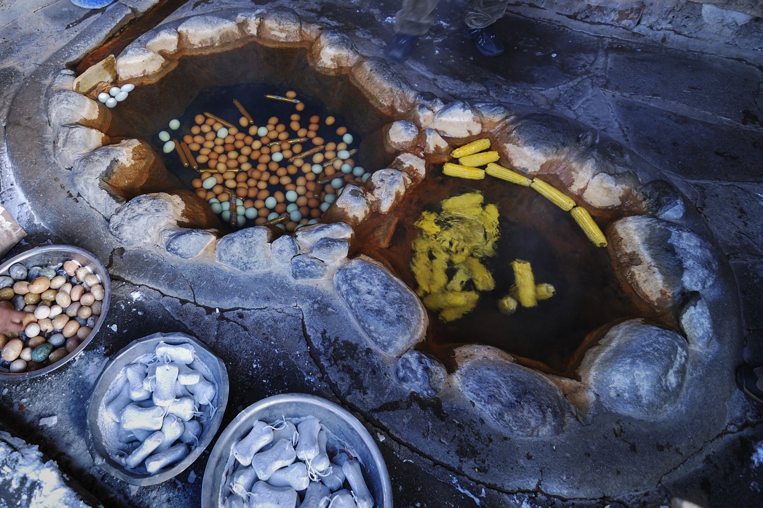 Soak Up the Atmosphere in China’s Miraculous Hot Springs | The World of ...