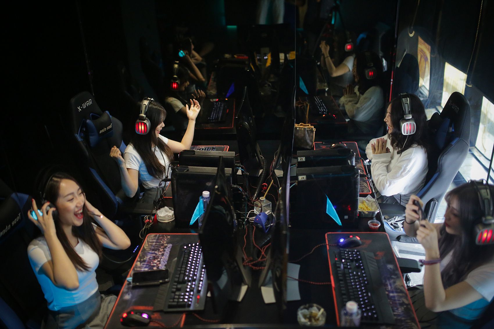 How China’s Female Gamers Struggle for Recognition | The World of Chinese