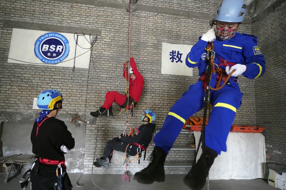The Story Behind China’s Largest Volunteer Rescue Team | The World of ...