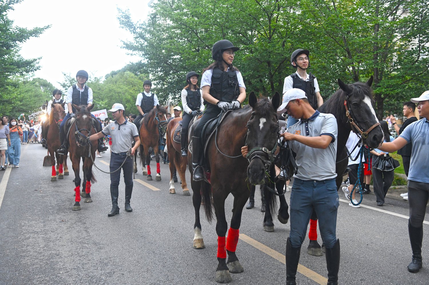 Five of the Most Creative Graduation Ceremonies in China | The World of ...