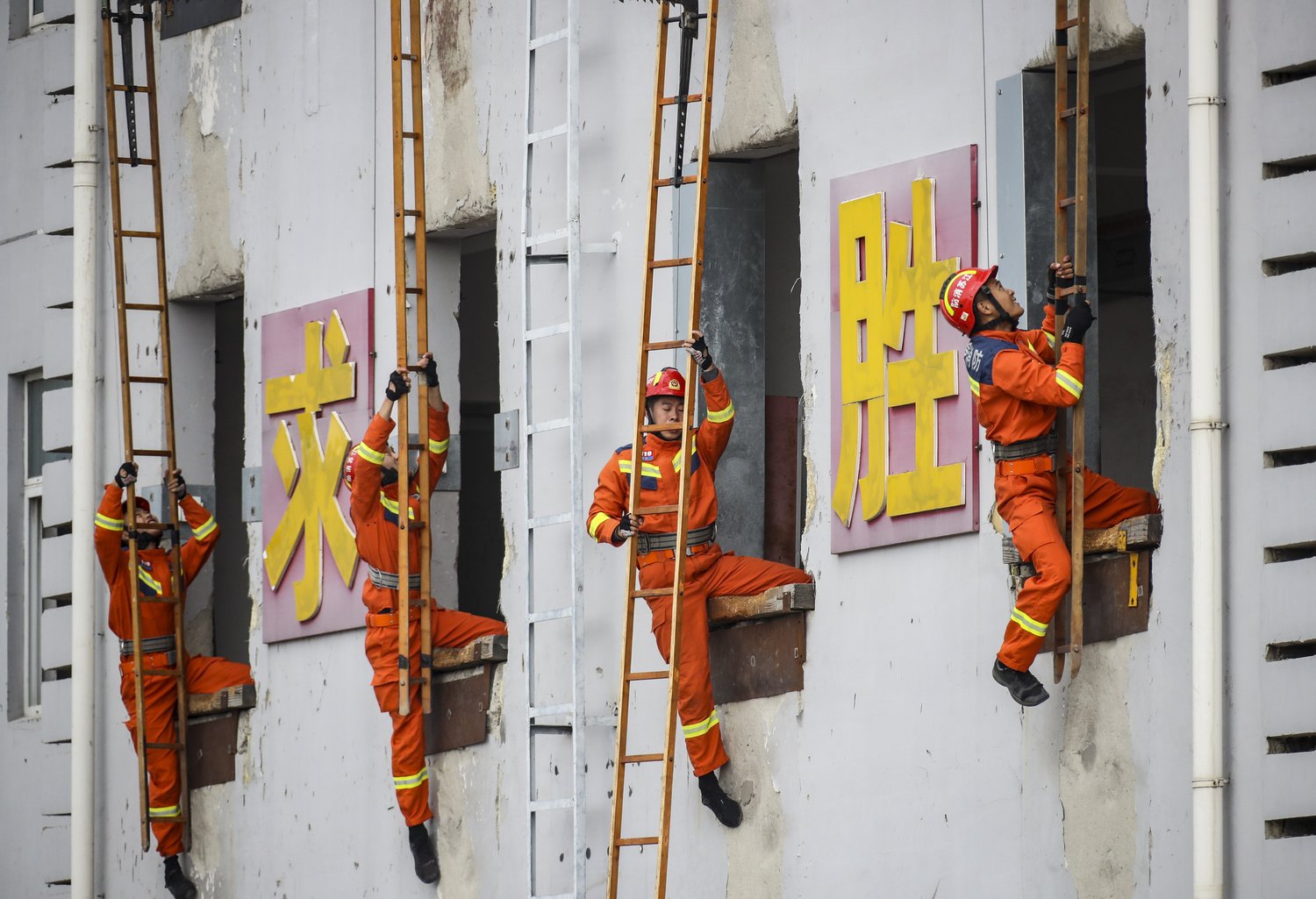 8 Years in the Life of a Chinese Firefighter | The World of Chinese