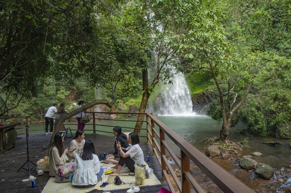 Can “Reverse Travel” Save China’s Tourists From Holiday Crowds?