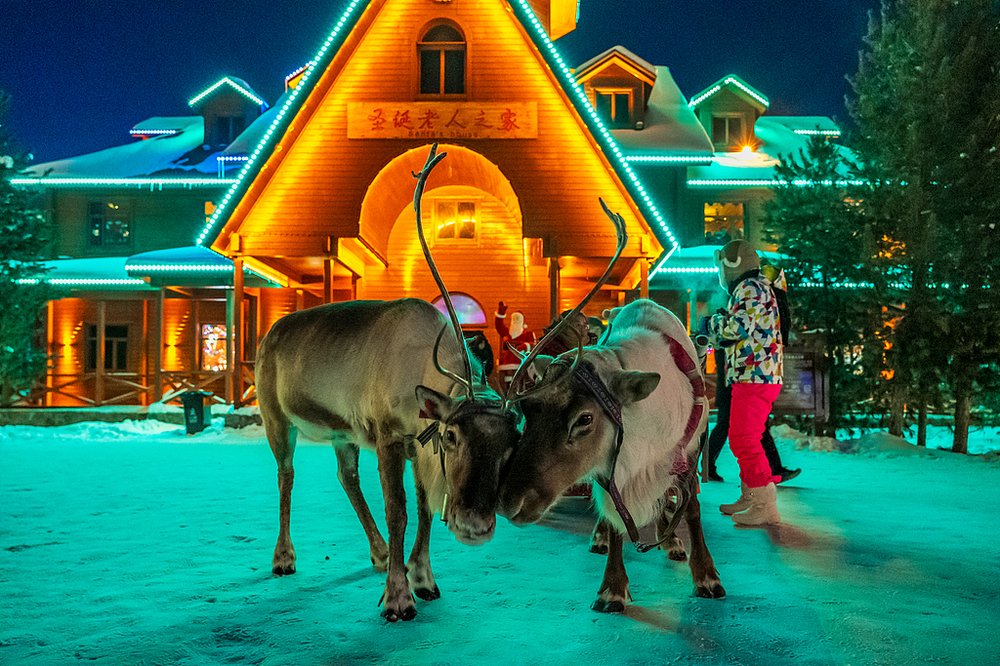 Christmas Celebrations Across China in Photos | The World of Chinese
