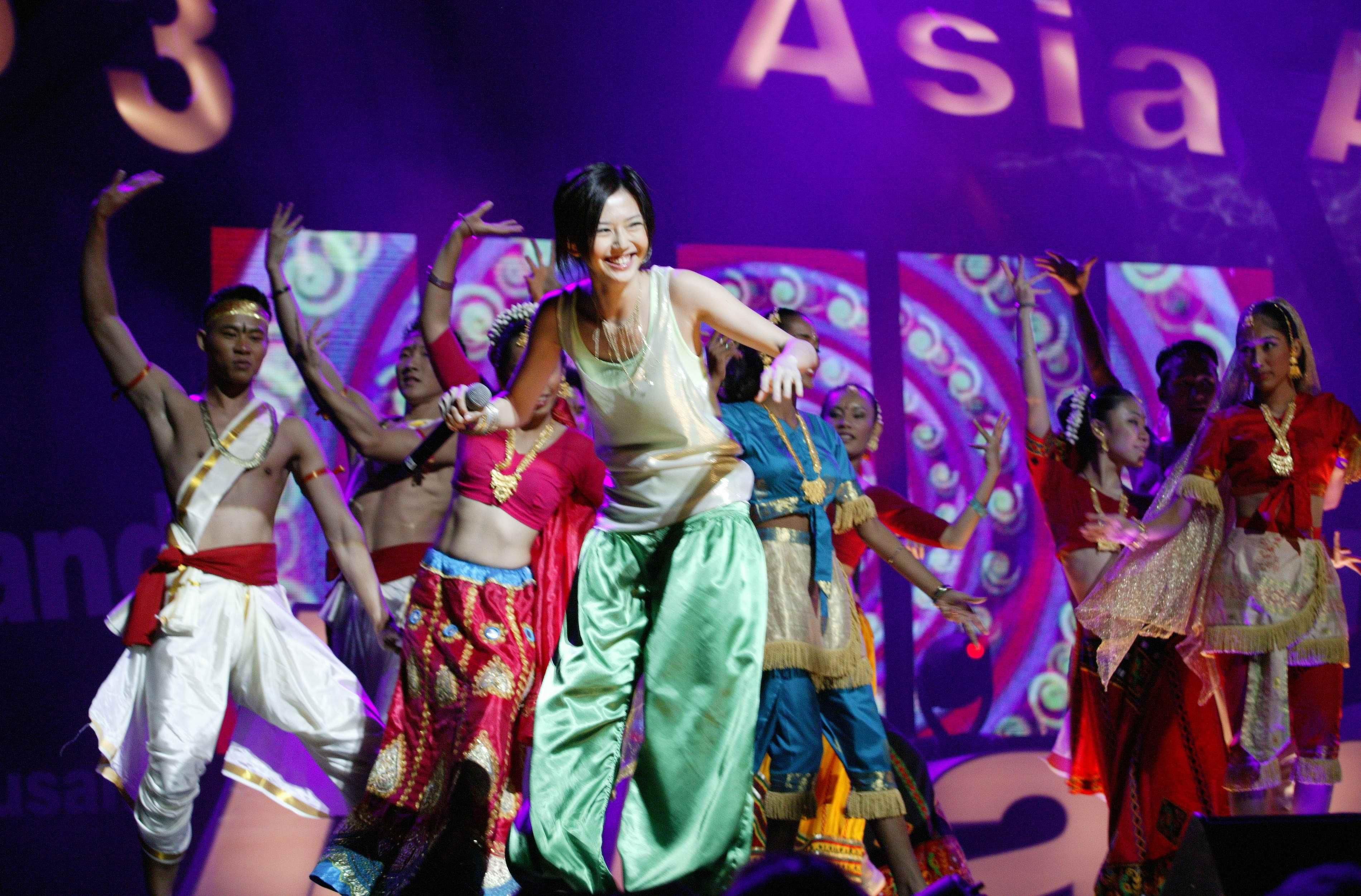 The Rise and Fall of Singapore’s Mandarin Music Scene | The World of ...