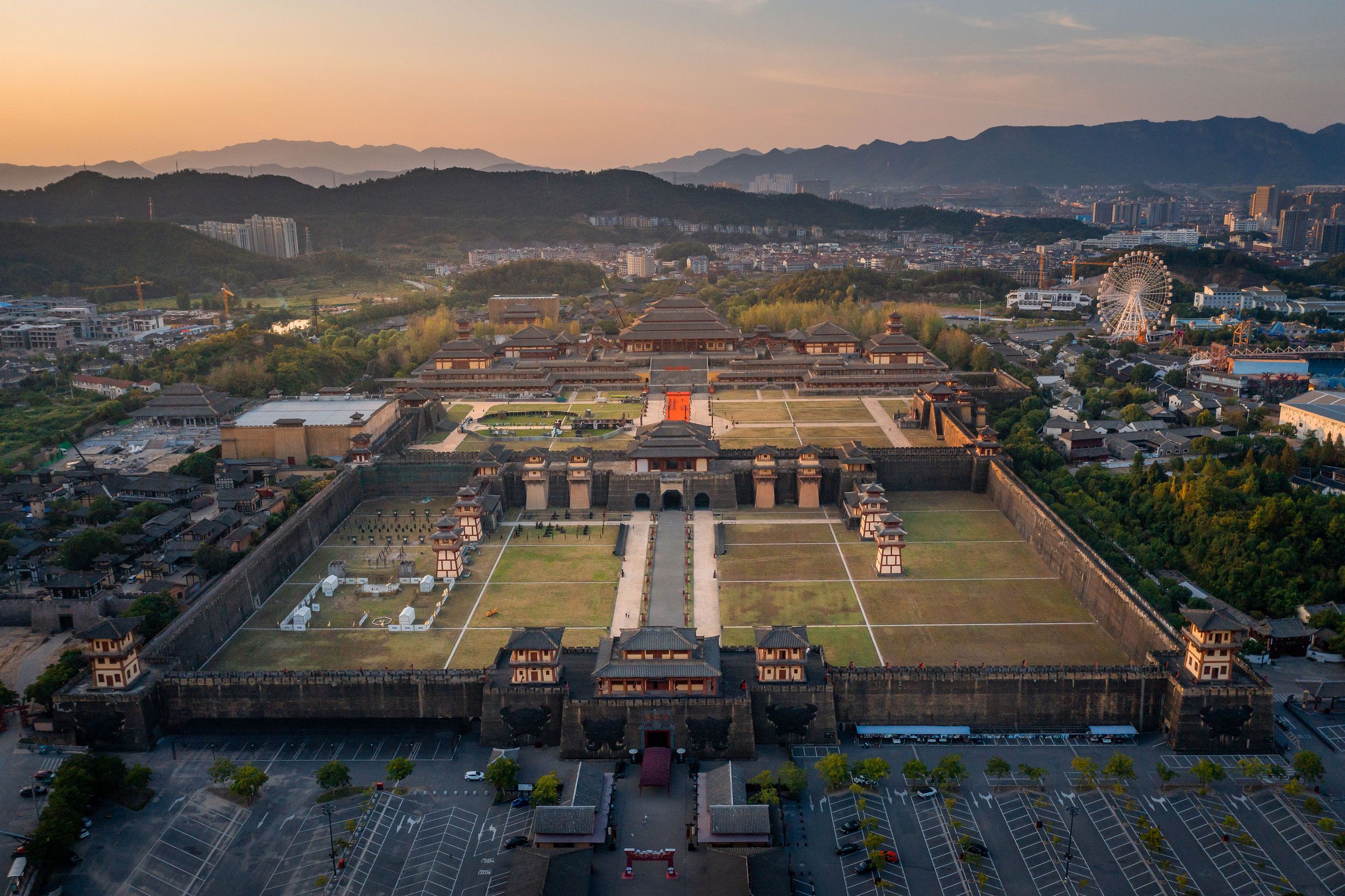 Dream Factory | The World of Chinese