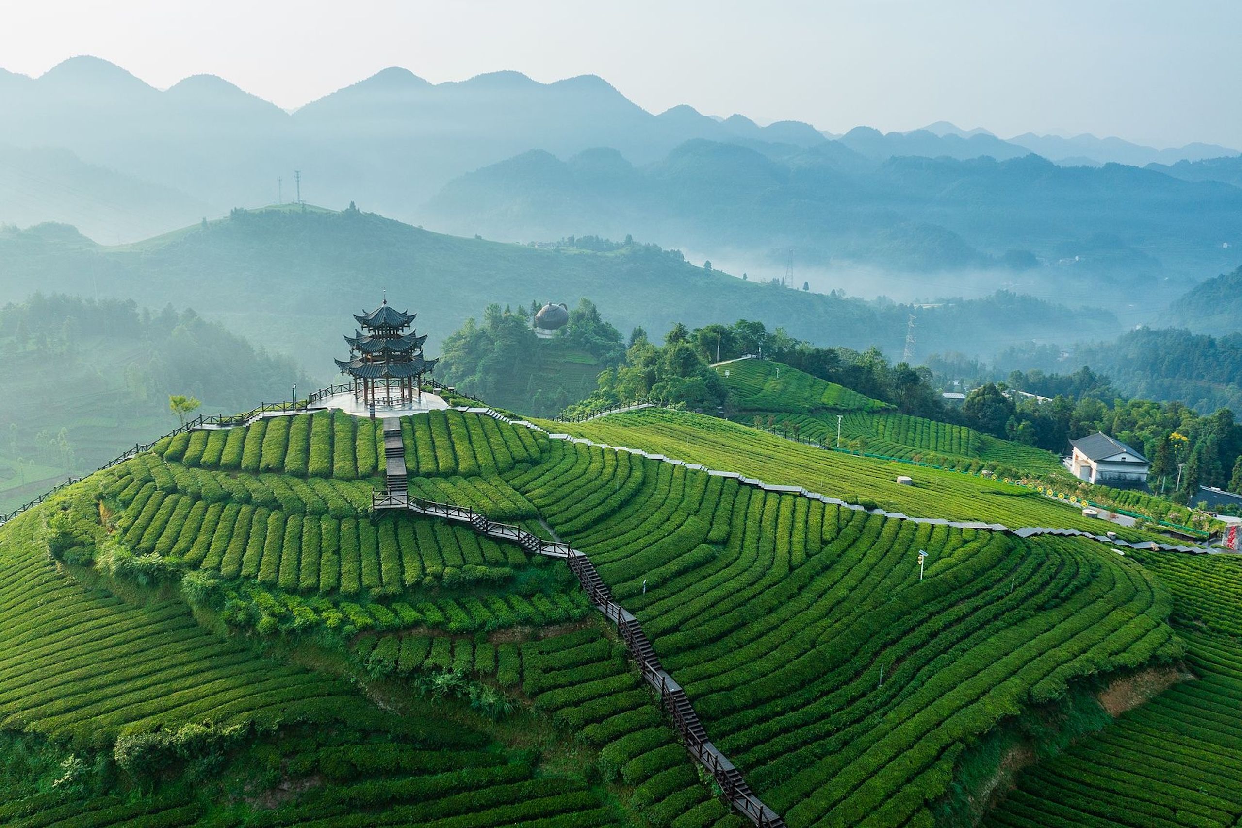 The Real Travelers’ Summer Guide in China | The World of Chinese