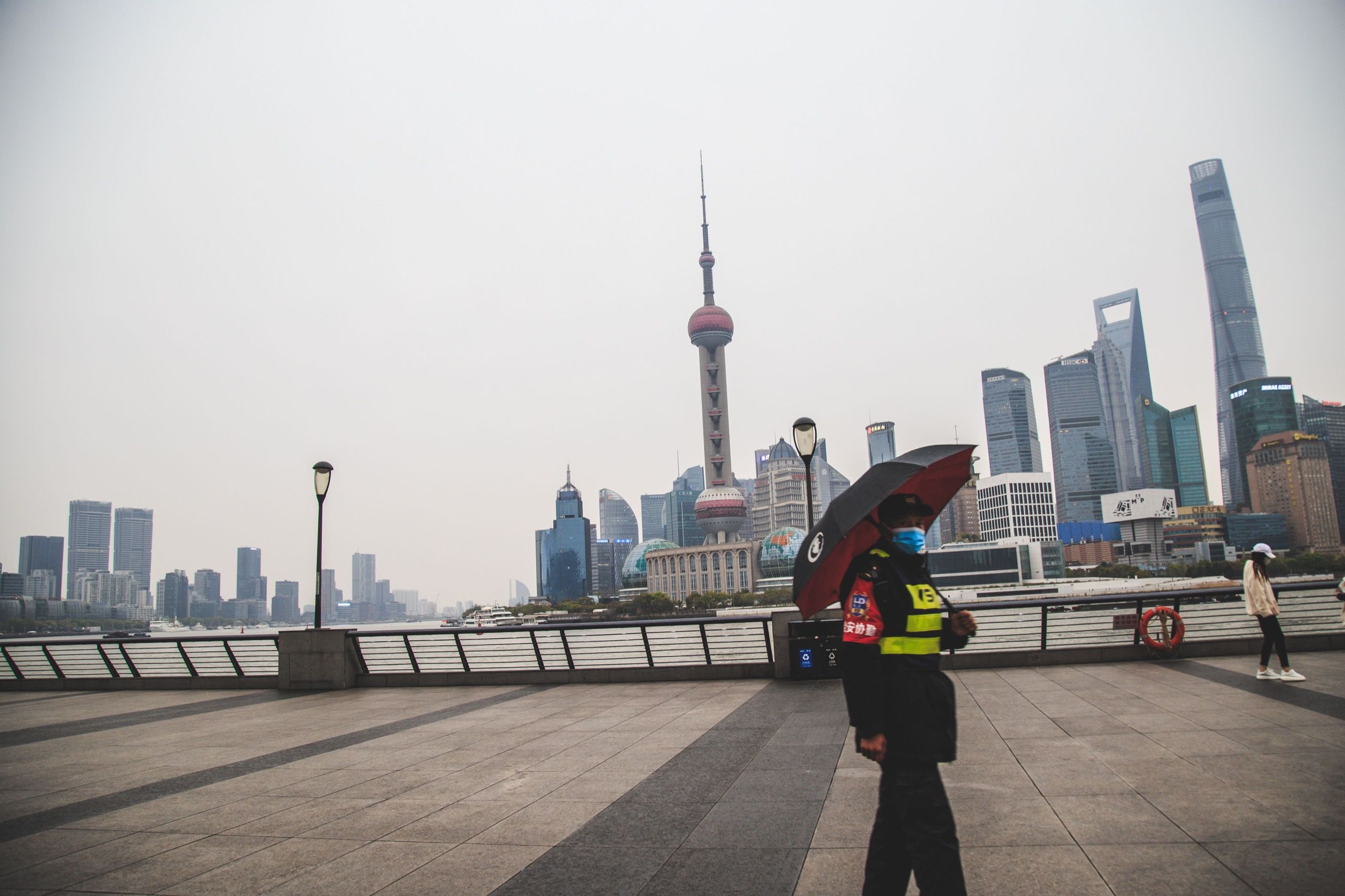 Nine Photos of Shanghai in Lockdown | The World of Chinese